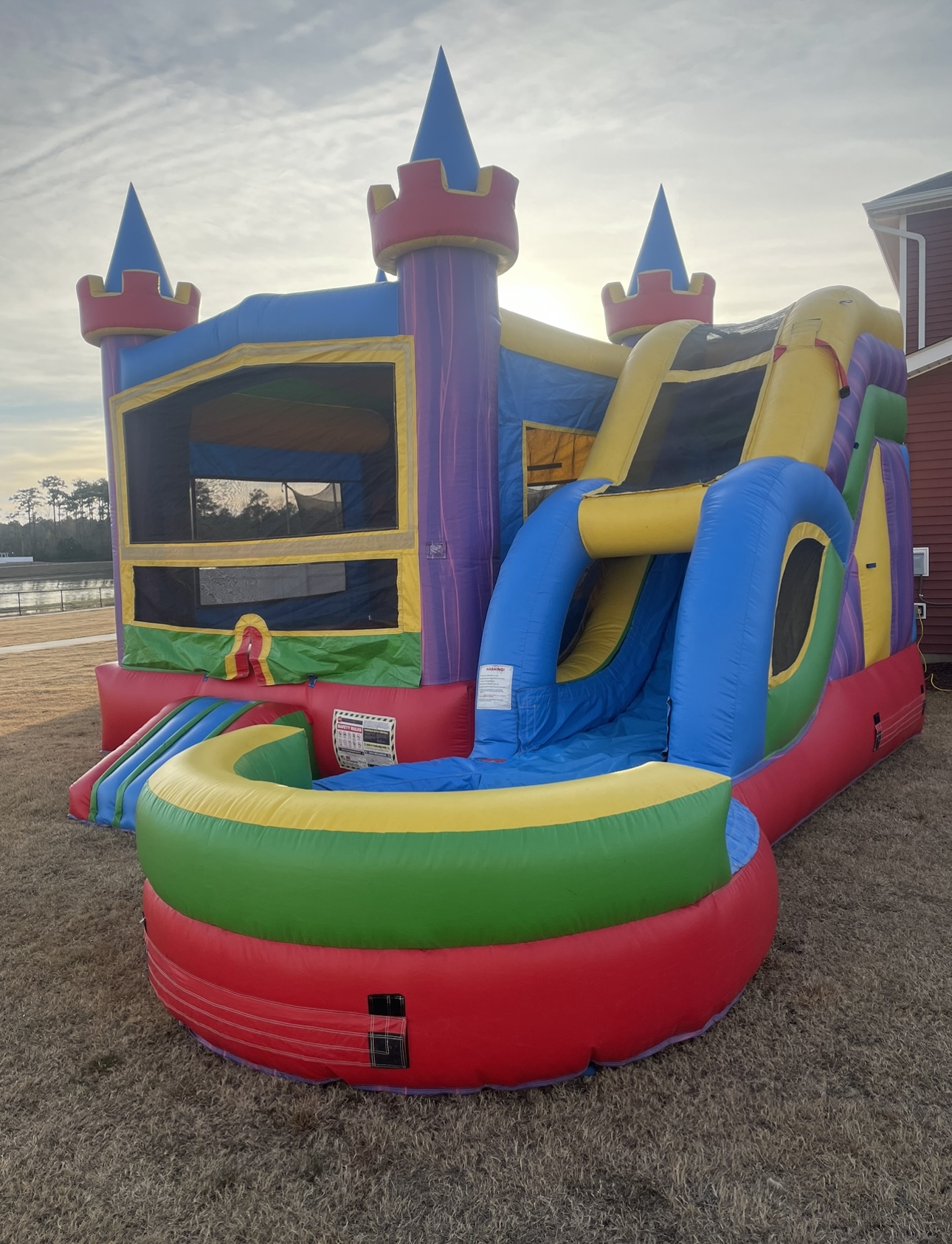 Lucky 5 in 1 Combo Bounce House - kidslovetoparty.com